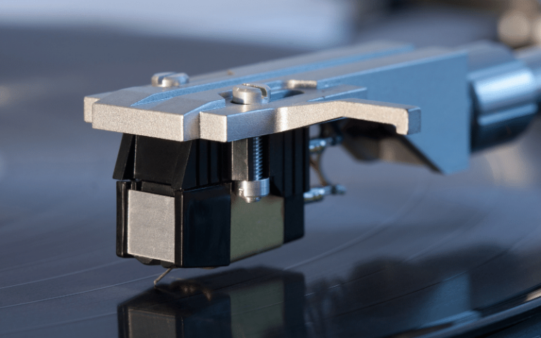 How To Clean Technics 1200 Turntable [Easy Steps]